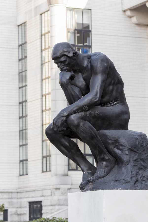 Estatua El Pensador De Rodin Fotografía editorial - Imagen de ...