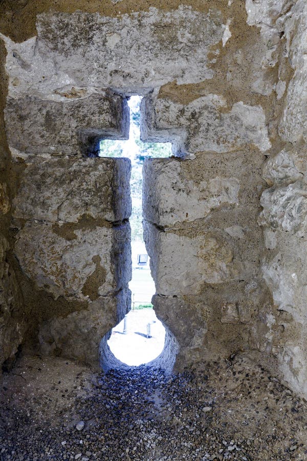 El Portillo Castle Arrowslit Stock Image - Image of battle, launch ...