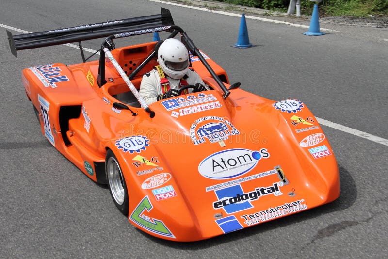 El Prototipo Se Divierte La Carrera De Coches Imagen editorial - Imagen ...