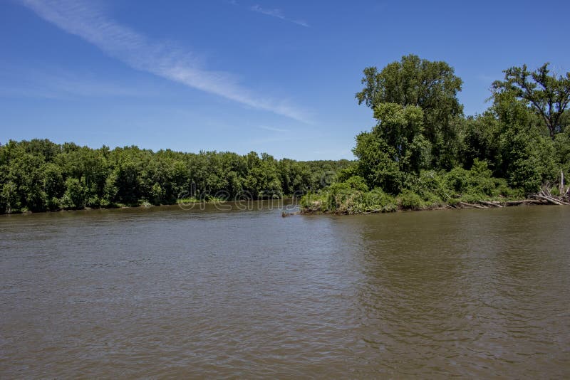 El río Misisipi foto de archivo. Imagen de hannibal - 103570212