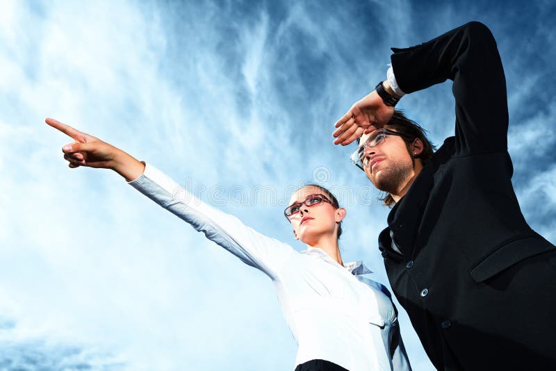 El señalar a apuntar foto de archivo. Imagen de apuntar - 27290422