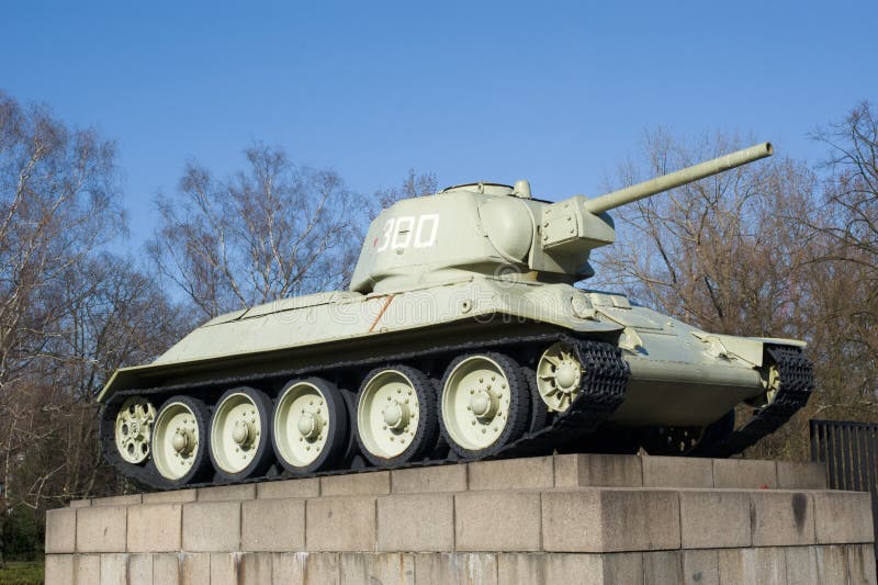 El tanque imagen de archivo. Imagen de guerrero, urbano - 8969813