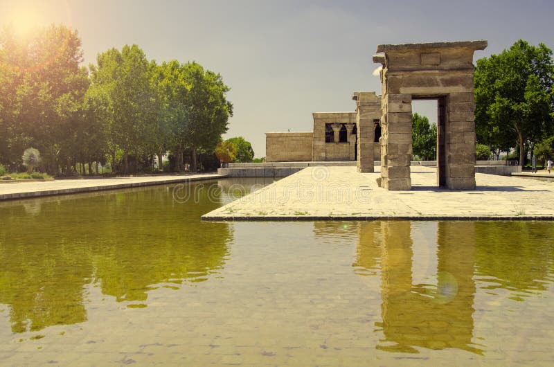 Templo De Debod, Parque Del Oeste, Madrid, España Foto de archivo ...