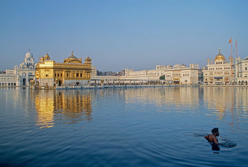 El Templo De Oro El Lugar Sagrado Más Importante Para Los Sikhs ... El Templo De Oro El Lugar Sagrado Más Importante Para Los Sikhs ...