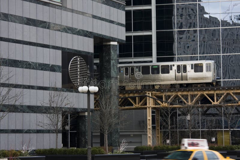 El Train in Chicago stock image. Image of architecture - 8383579