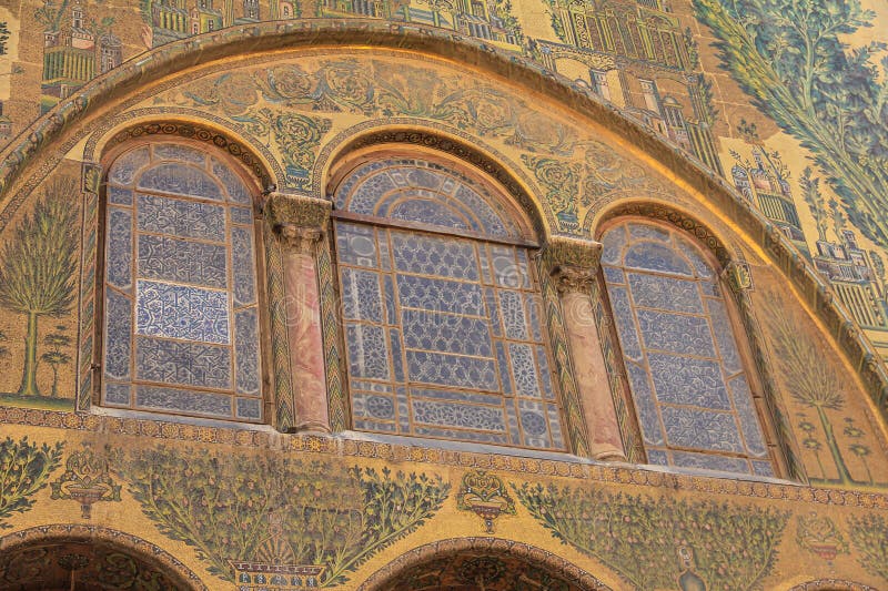 Umayyad Mosque (Great Mosque of Damascus), Syria Stock Image - Image of ...