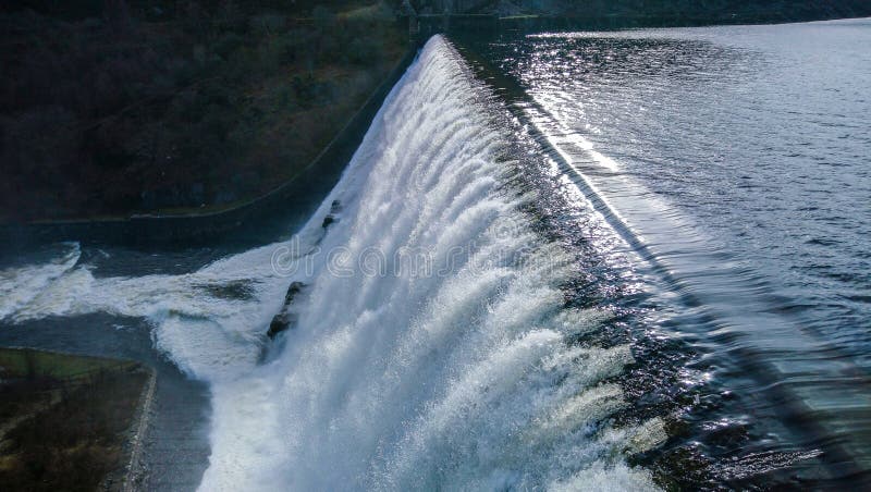 Elan Valley Dam Overflowing White Water Editorial Photo - Image of ...