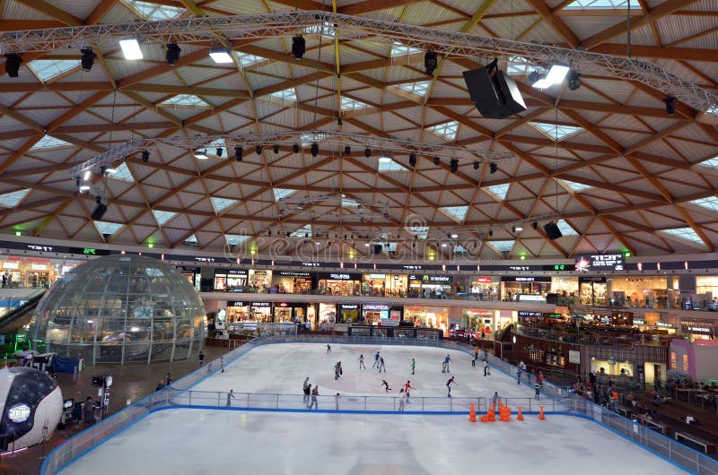 Elat-Eis-Park Und Mall in Elat Israel Redaktionelles Stockfoto - Bild von unterhaltung ...