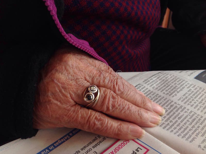 Elderly hand stock photo. Image of news, hand, newspaper - 40806304