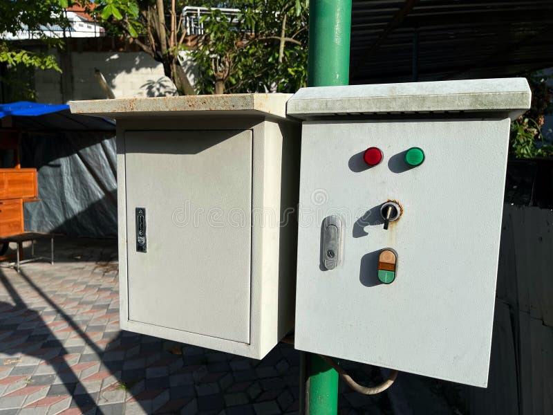 244 Electronic Metal Enclosure Stock Photos - Free & Royalty-Free Stock ...