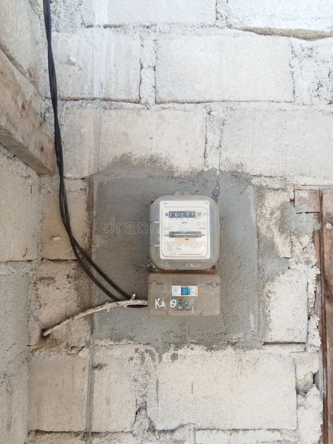 Electric Meter with a Regular Charging System that Must Be Recorded ...
