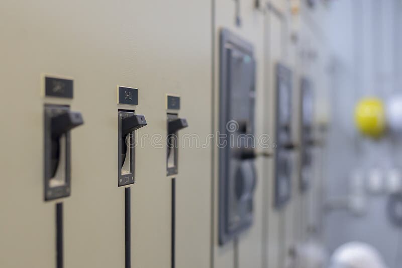 Electrical Circuit Breakers, Industrial Electrical Control Switch ...
