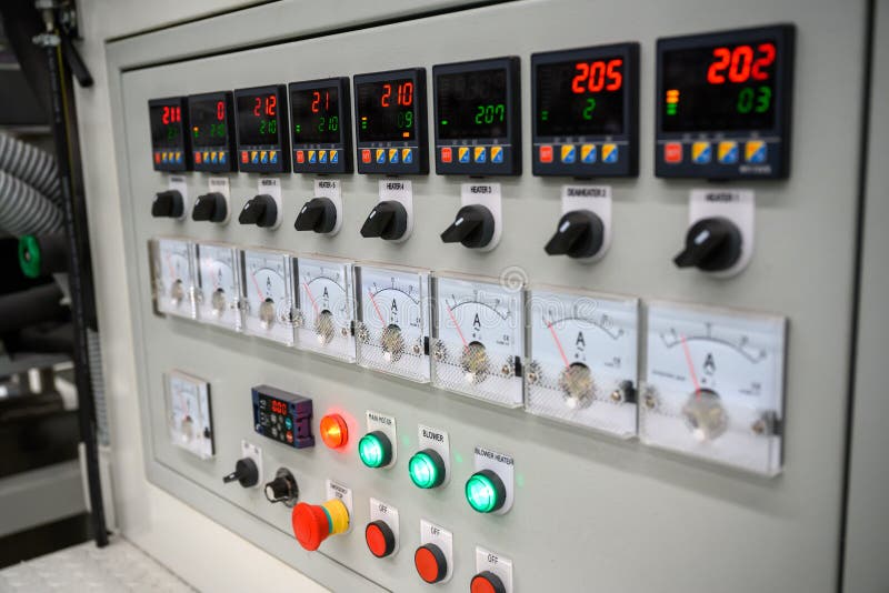 Electrical Control Panel and Digital Temperature Control of Plastic ...