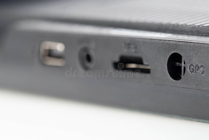 Electrical Inputs and Outputs in the Rear View Mirror, Memory Card ...