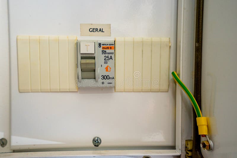 Ele10A, 16A and 25A Circuit Breakers Editorial Photo - Image of circuit ...