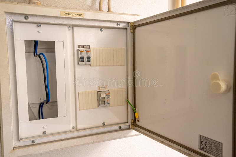Ele10A, 16A and 25A Circuit Breakers Editorial Image - Image of panel ...