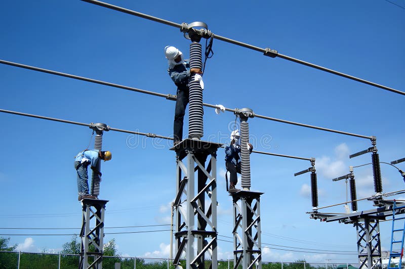 Electrical Preventive Maintenance, 115kV Insulator Cleaning by the ...