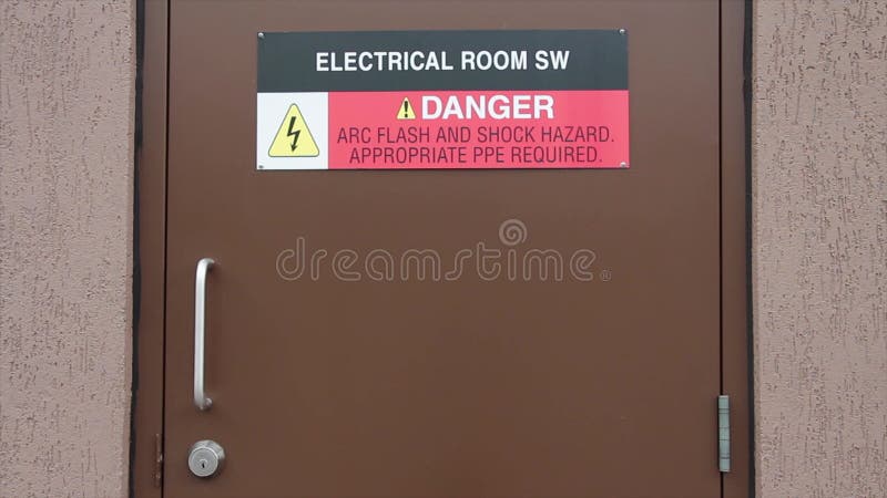 Electrical Room Sw Danger Arc Flash and Shock Hazard Appropriate Ppe ...