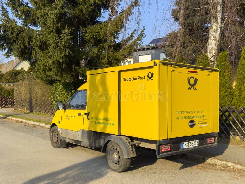 Electrically Powered Delivery Van from the Company Deutsche Post ...