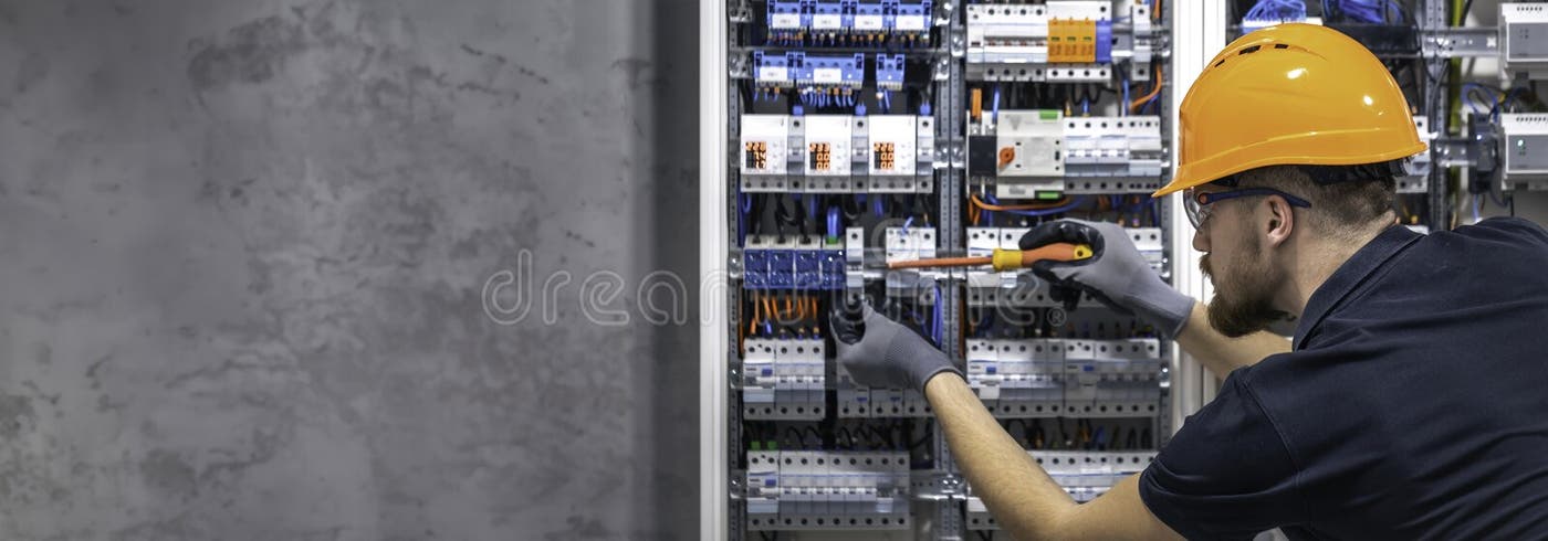 9,233 Electrician Working Electrical Equipment Stock Photos - Free ...