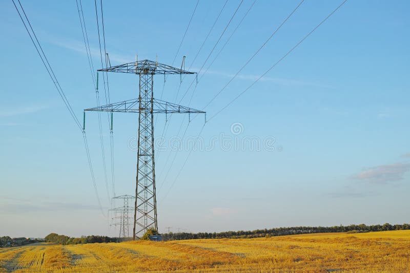 7,349 Pylons High Voltage Cable Electricity Energy Stock Photos - Free ...