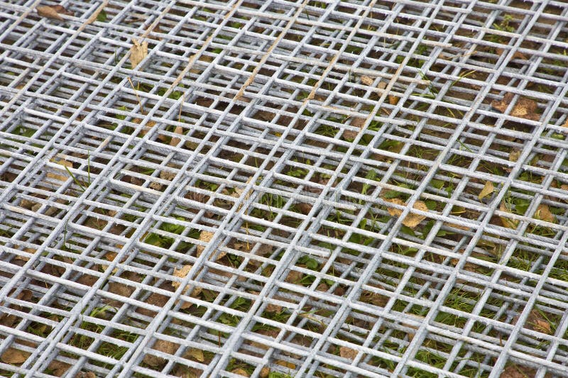 ELECTRO-WELDED MESH in GALVANIZED METAL for the Reinforcement of ...