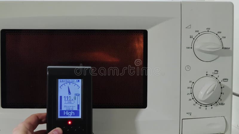 Electromagnetic Radiation from Cell Tower, Frequency Spectrum Stock ...