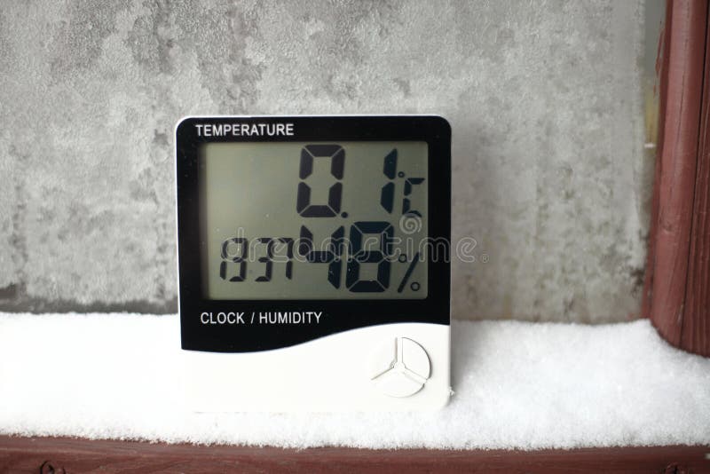 An Electronic Thermometer and Hygrometer for Temperature and Humidity ...