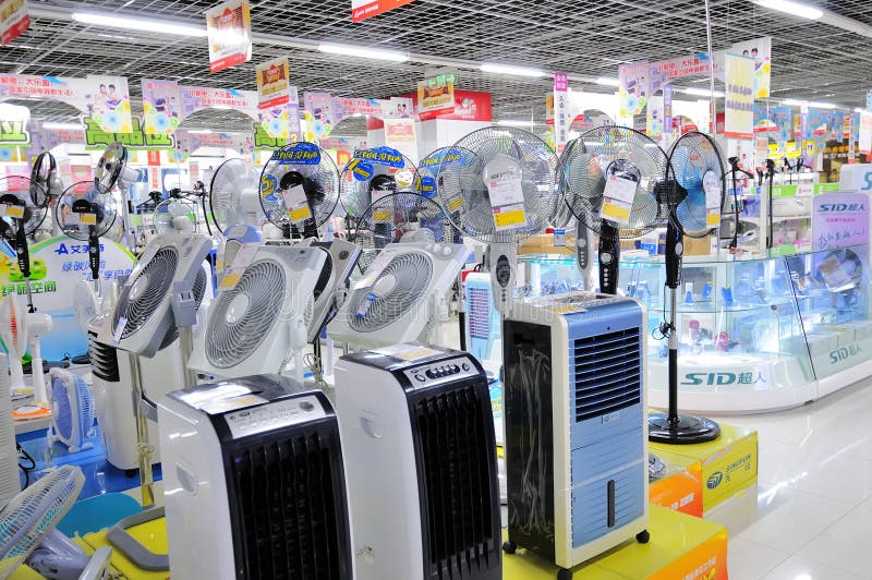 Electronics stores,fan editorial photo. Image of merchandise - 20935601