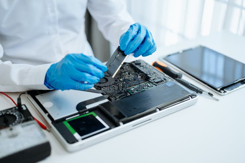 Electronics Technician, Electronic Engineering Electronic Repair ...