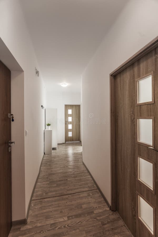 Cozy small house stock image. Image of inviting, homely - 13541165