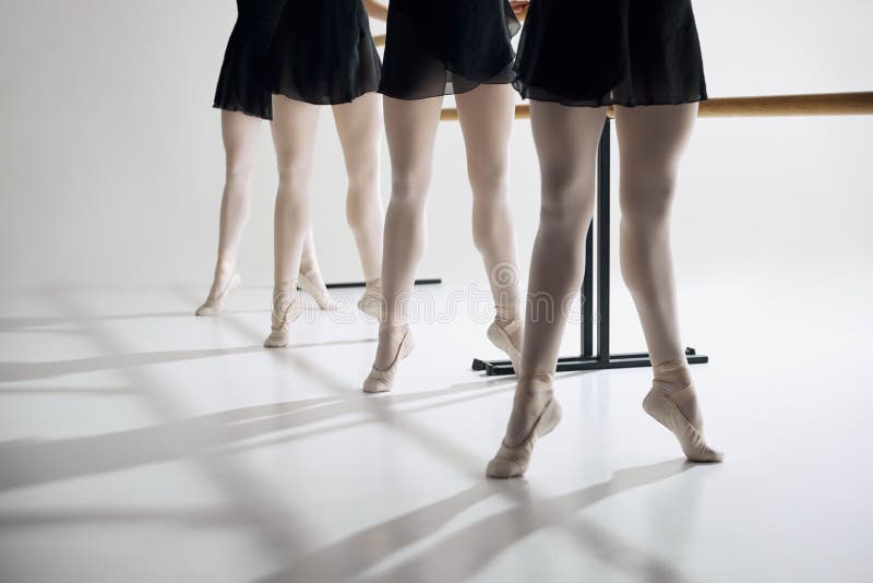Elegance on Pointe. Cropped Image of Female Ballet Dancer Standing in a ...