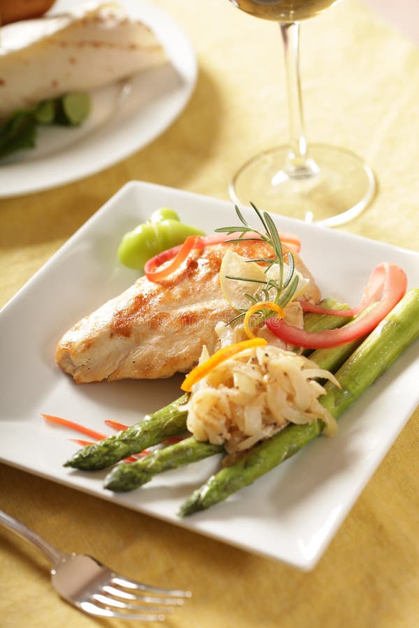 Comida elegante del pollo foto de archivo. Imagen de cena - 12353798
