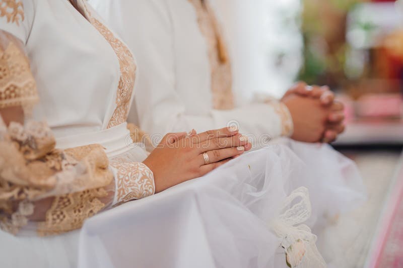 Elegant Bridal Hands in Traditional Wedding Attire Stock Image - Image ...
