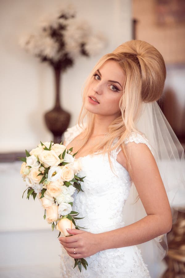 Elegant Bride in Wedding Day Stock Photo - Image of bride, blond: 34539726