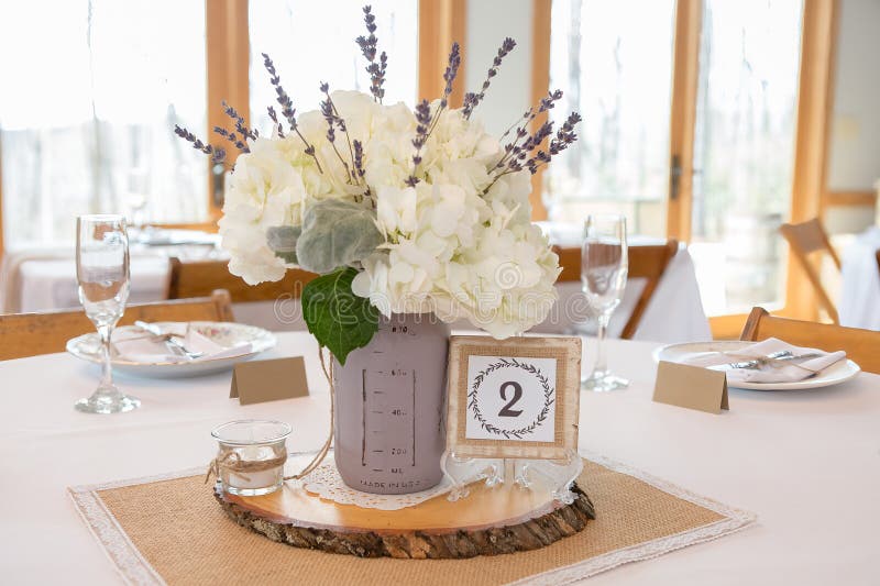 Elegant and Creative Wedding Table Decor with Floral Centerpieces Stock ...
