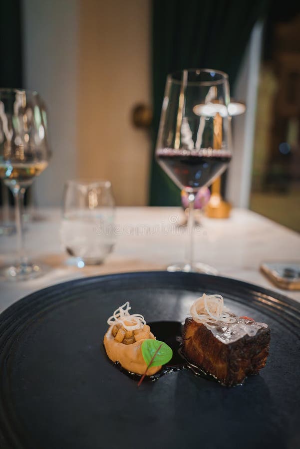 Elegant Dining Setup with Gourmet Dish in Luxury Hotel Restaurant Stock ...