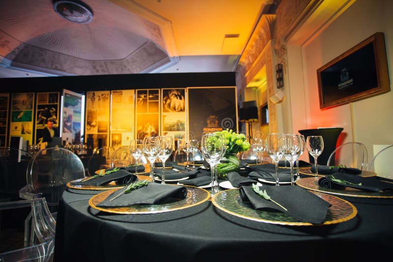 Elegant Holiday Table, Catering, Creative Approach To the Event Stock ...