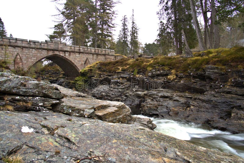 Elegant old stone bridge stock image. Image of britain - 282687113