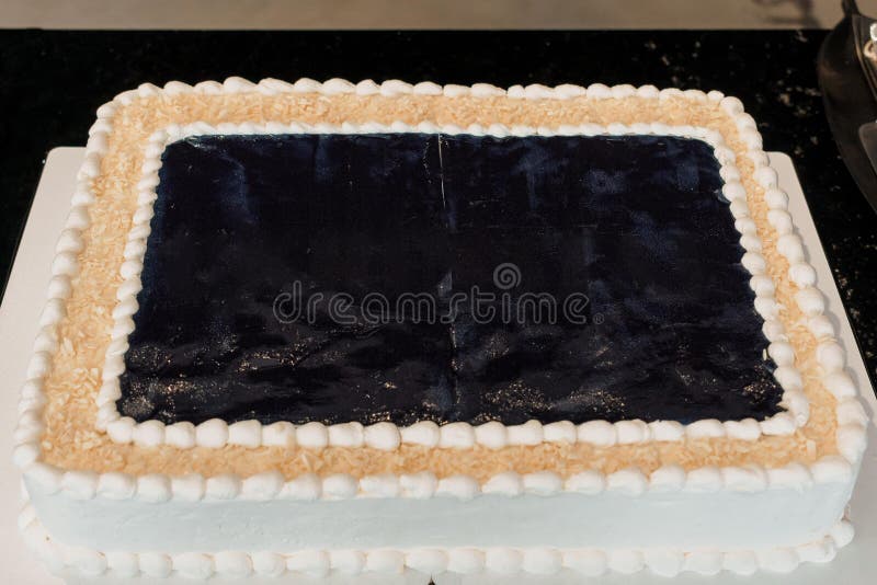 Elegant Rectangular Cake with Edible Gold Highlights and Creamy Border ...