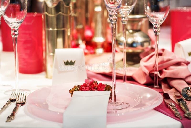 Elegant Table Set in Soft Red and Pink for Wedding or Event Part Stock ...