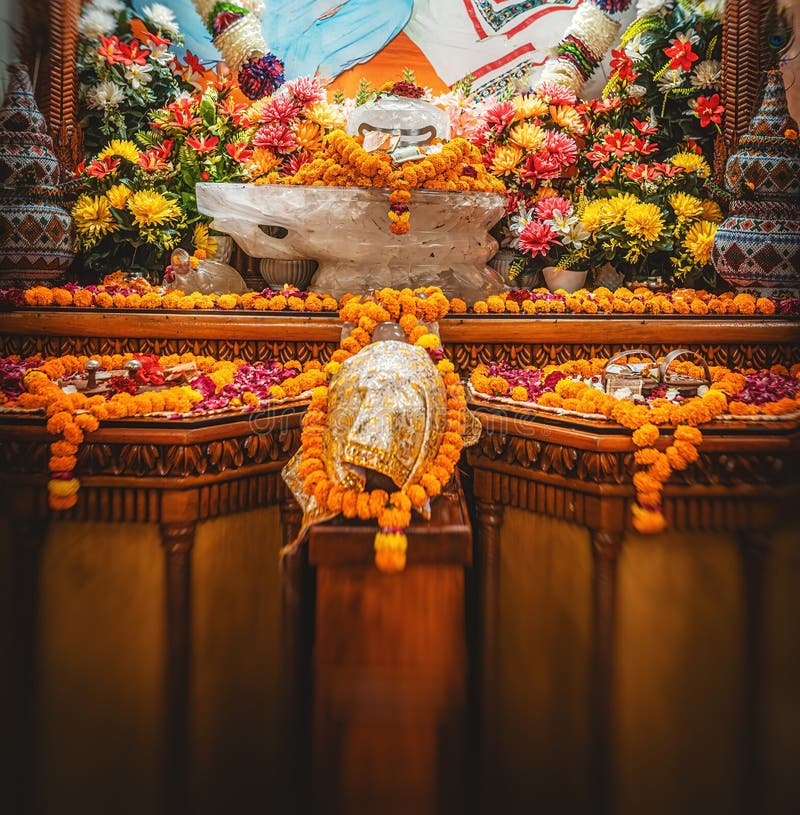 An Elegantly Decorated Temple Altar with Flowers and Garlands. Stock ...