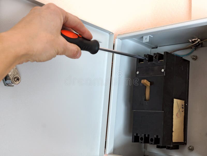 Elektrischer Schalter stockfoto. Bild von elektrizität - 13189872