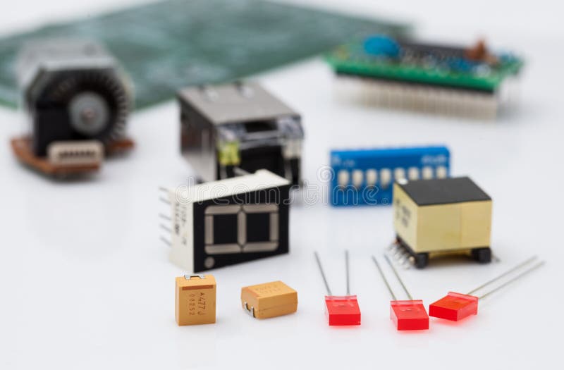 Elektronische componenten stock foto. Image of delen - 19688896