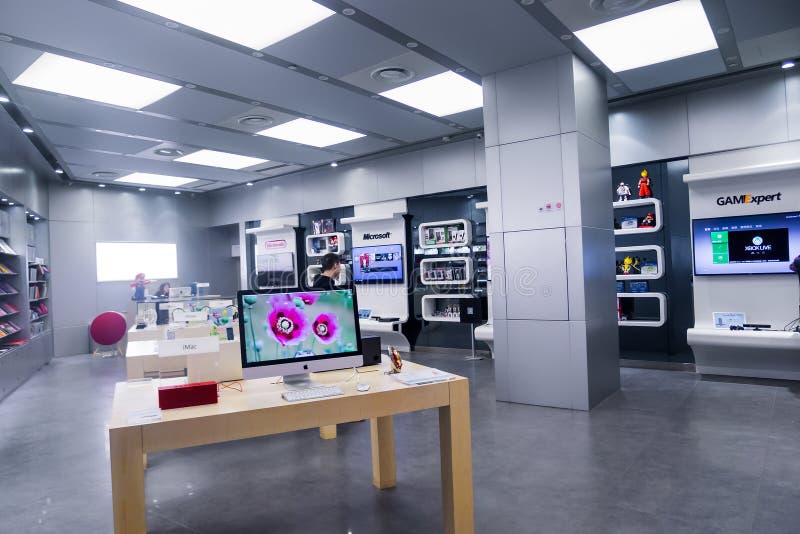 It Elektronische opslag redactionele fotografie. Image of aziatisch ...