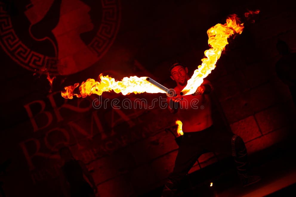 ELEMENTA IGNIS a Fire Show Produced and Executed by MALATITSCH in Braga ...