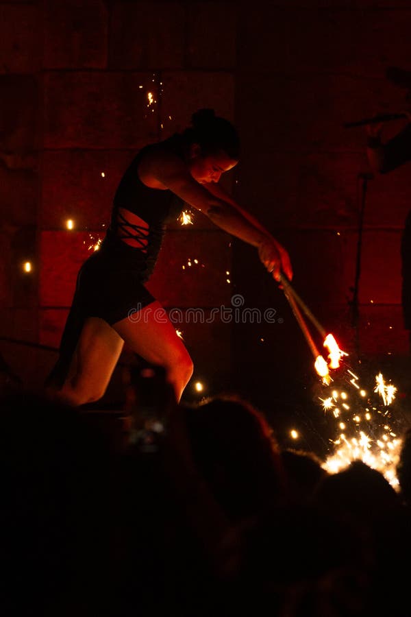 ELEMENTA IGNIS a Fire Show Produced and Executed by MALATITSCH in Braga ...