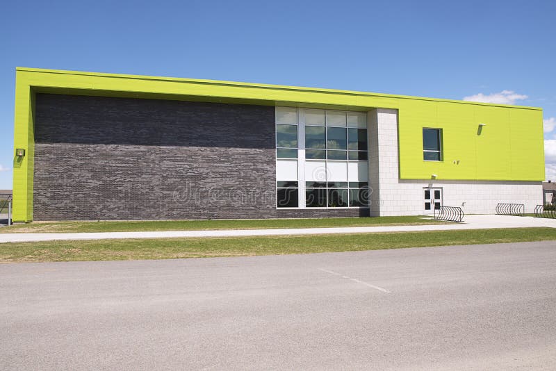 Elementary School Building Side Stock Image - Image of brick, spring ...