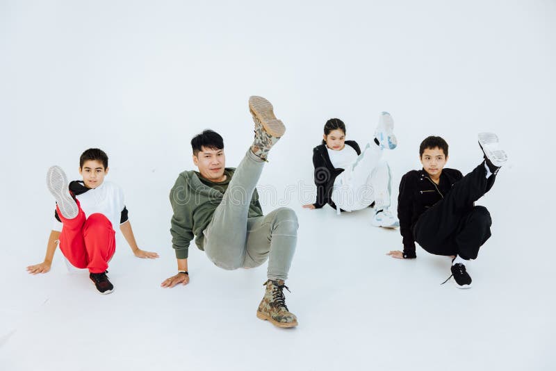 Elementary School Movement Dancer Lessons, Performance Dance Dance ...