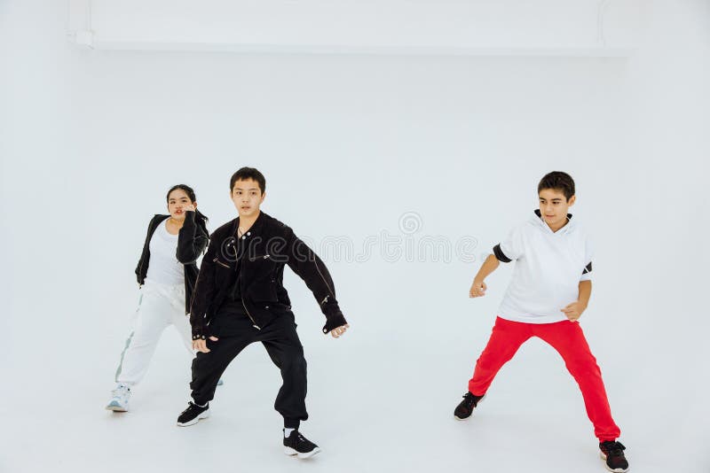 Elementary School Movement Dancer Lessons, Performance Dance Dance ...